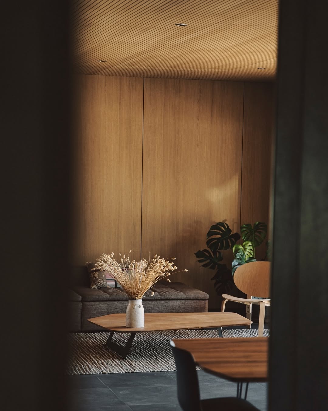 Habillage murs, sols et plafonds avec les panneaux bois Mistral Panels ...